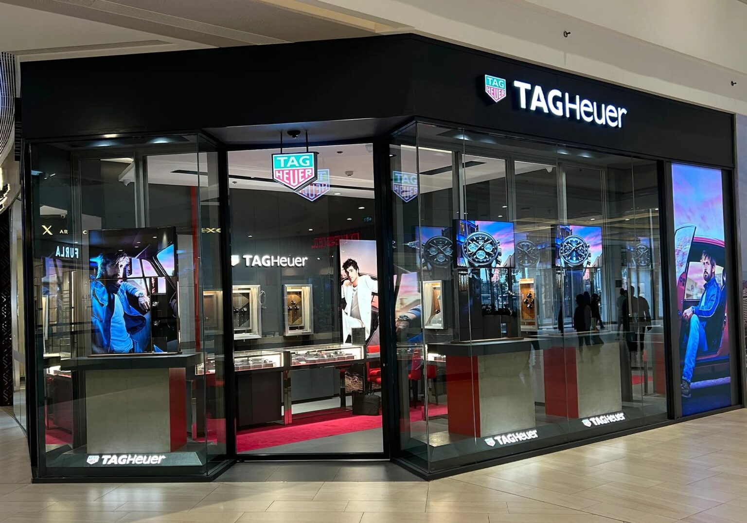 Luxury Time IPO (Dec 2025): Tick-Tock! ₹18.74 Cr Luxury Watch Play with ...